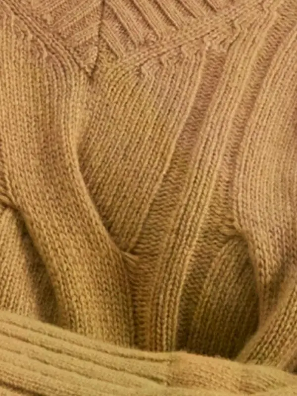 Alpha Studio Cable-knit V-neck Sweater