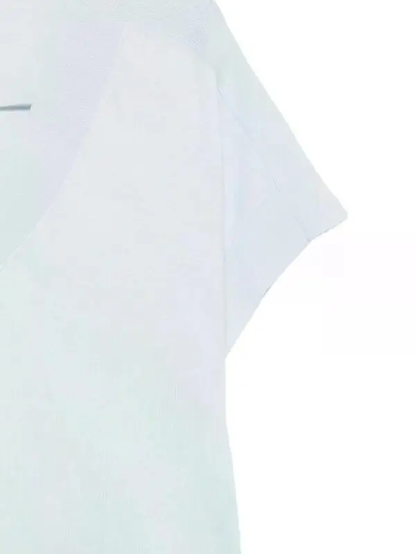 MAISON123 V-neck T-shirt
