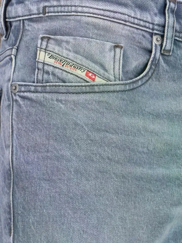 DIESEL® Logo-patch Jeans
