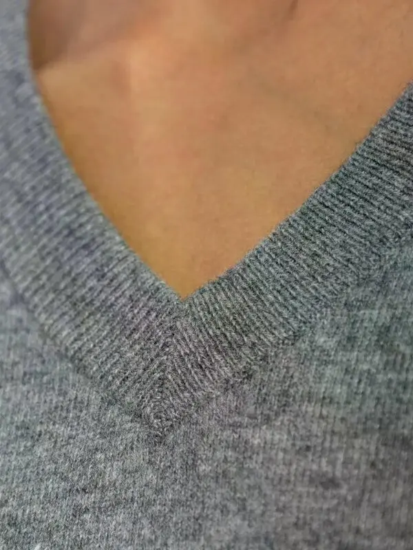 GESTUZ Gzmanzi V-neck Sweater