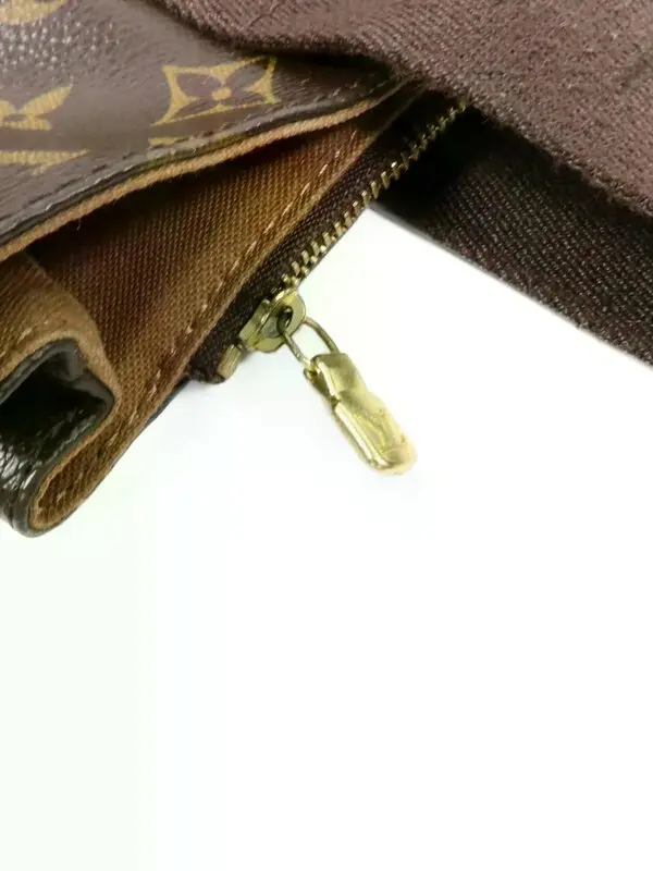 LOUIS VUITTON Cabas Beaubourg Monogram Tote Bag