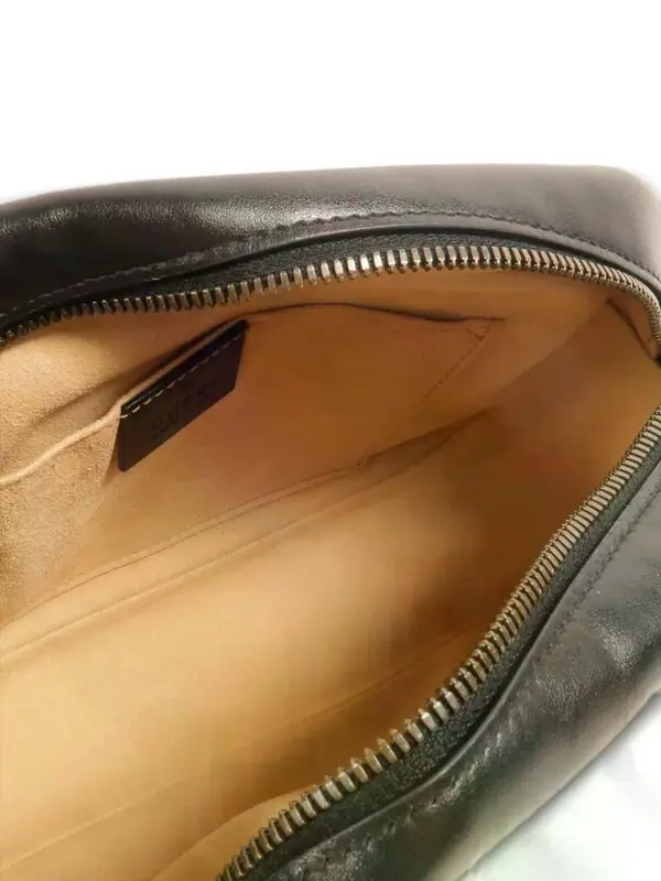 Gucci Gg Marmont Shoulder Bag - Black