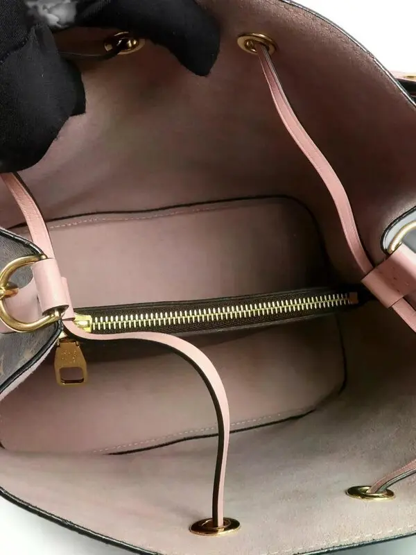 LOUIS VUITTON Neo Noe Monogram Bucket Bag - Brown
