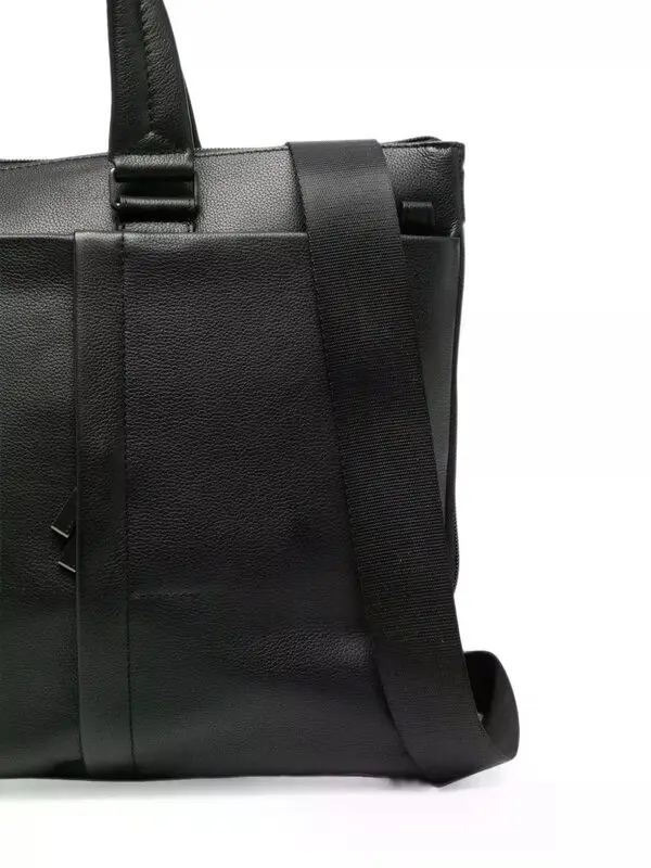PIQUADRO Logo-plaque Pebbled-leather Backpack