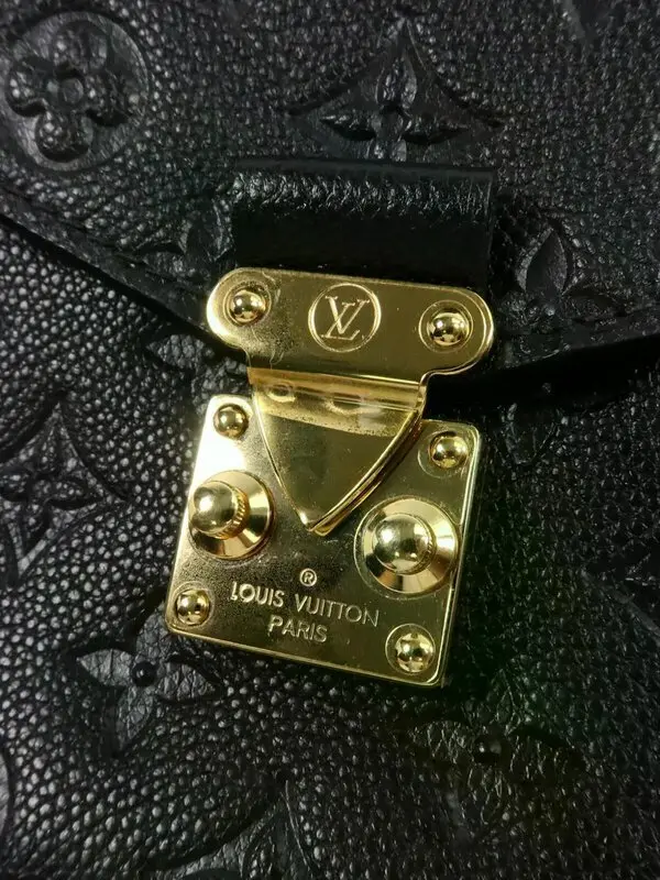 LOUIS VUITTON Pochette Metis Monogram Empreinte Shoulder Bag - Black
