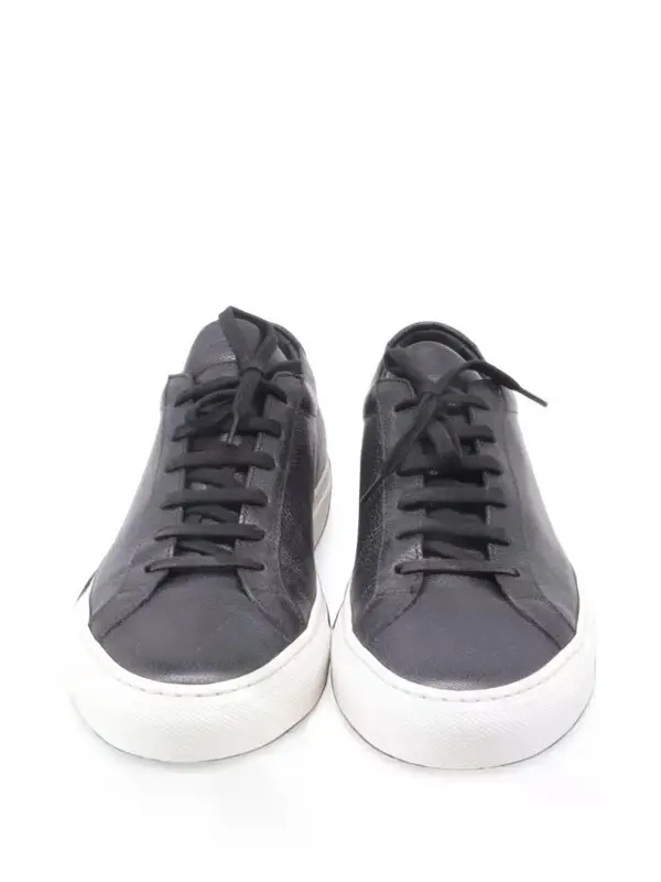 COMMON PROJECTS Achilles Low Grained Sneakers