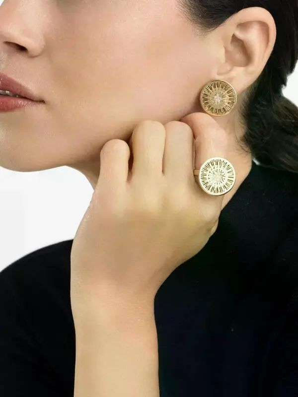 CAROL KAUFFMANN Diamond Statement Ring