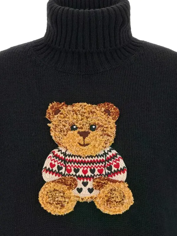 RUE MADAM PARIS Bear-patch Roll-neck Sweater