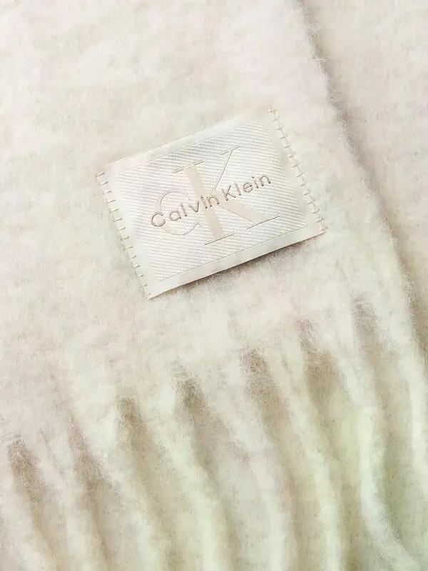 Calvin Klein Logo-patch Fringed Scarf