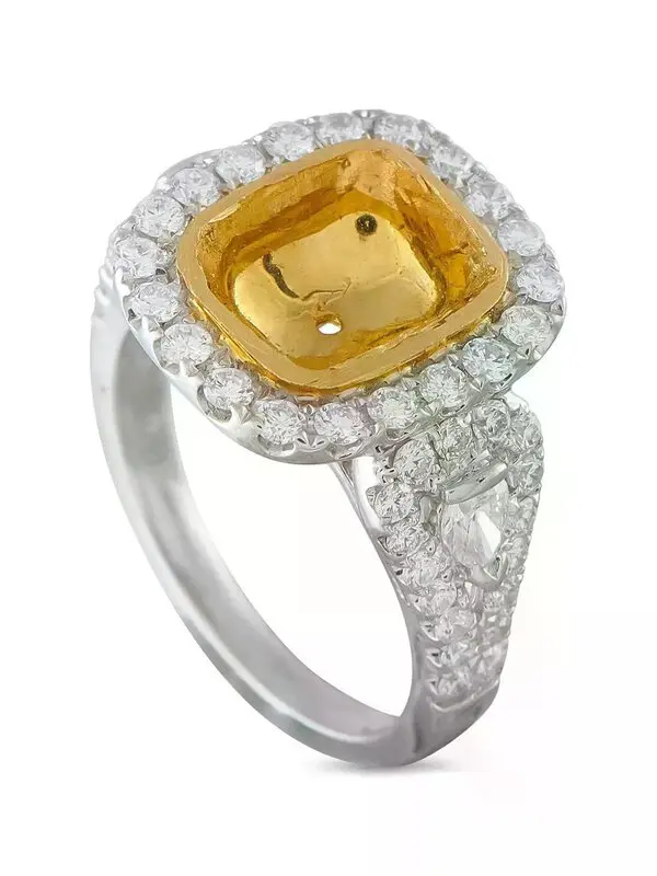 LB EXCLUSIVE Diamond Halo Ring