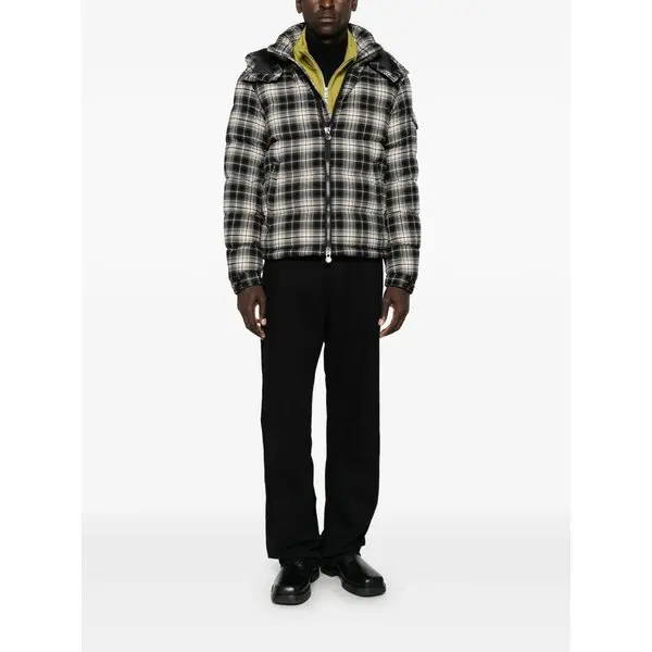 Moncler Jackets Padded & Down Jackets