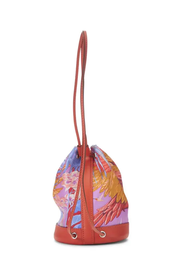 Hermès Red & Multicolor 'flamingo Party' Soie-cool 22
