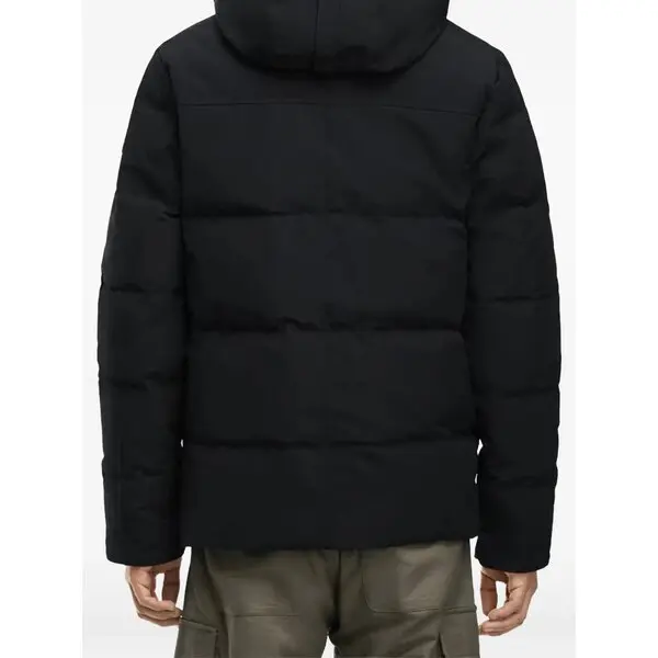 Canada Goose Jackets Padded & Down Jackets