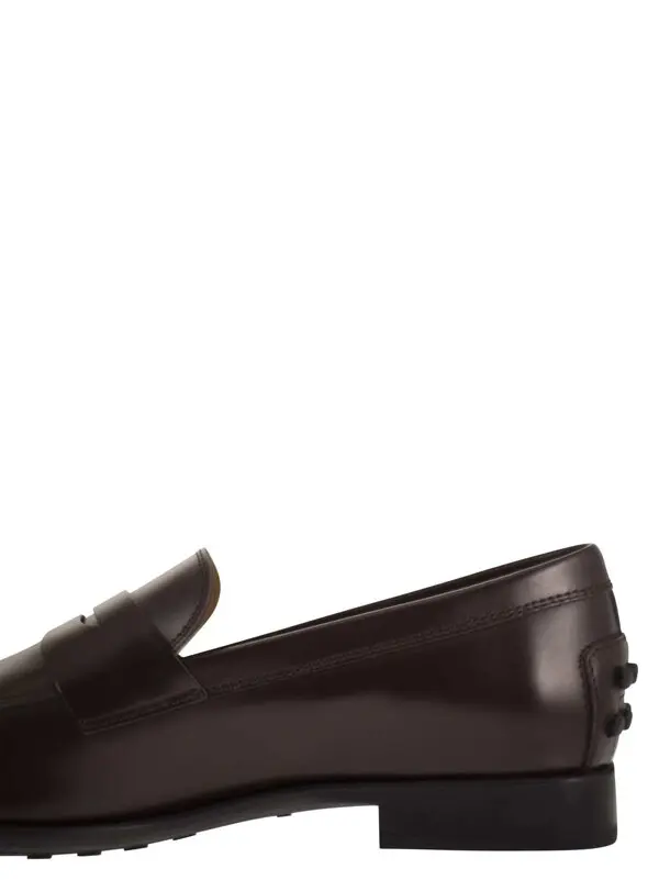 TOD'S Calfskin Leather Loafers With Logo Detail - Red