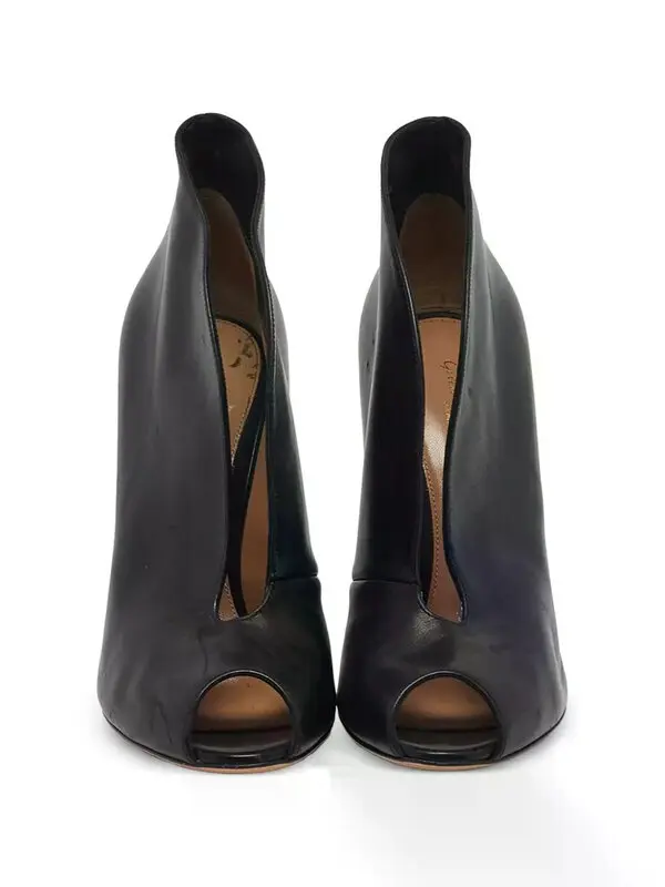 GIANVITO ROSSI Vamp Peep-toe Ankle Boots - Black