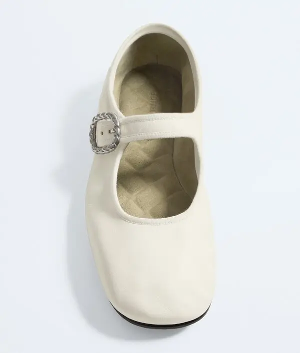 Bottega Veneta Veneziana Mary-jane Ballerina - Alabaster