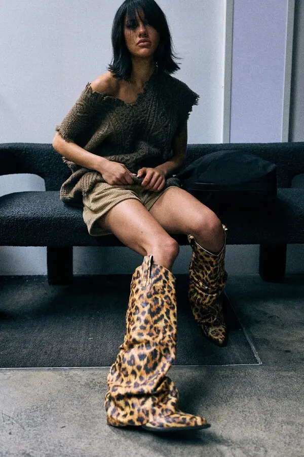 R13 Mid Cowboy Boot With Sleeve