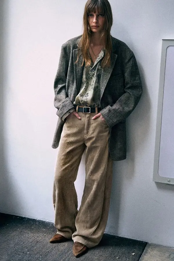 R13 Janine Jean