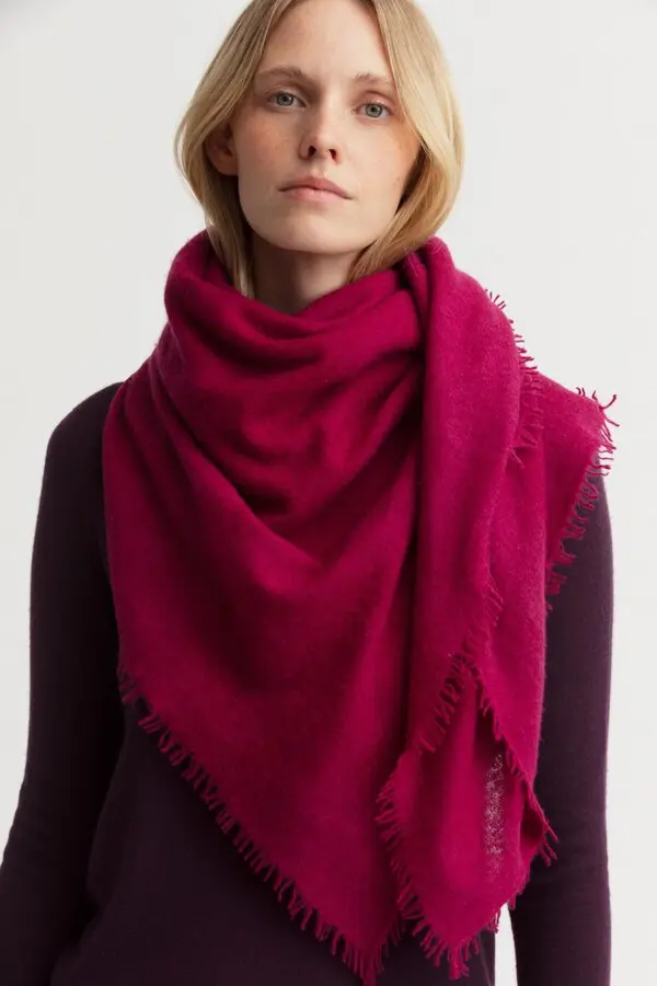 Iris Von Arnim Cashmere Scarf 90x90 - Ruby