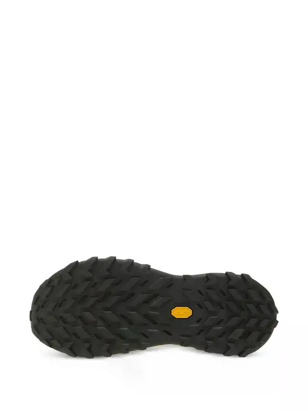 Nike Zegama Hike Sneakers
