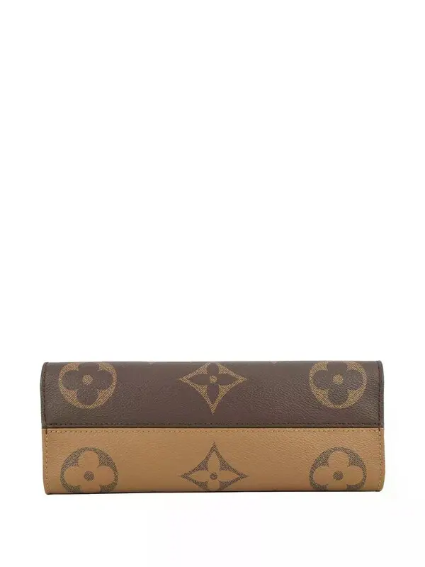 LOUIS VUITTON 2021-2026 Monogram Giant Onthego East West Satchel