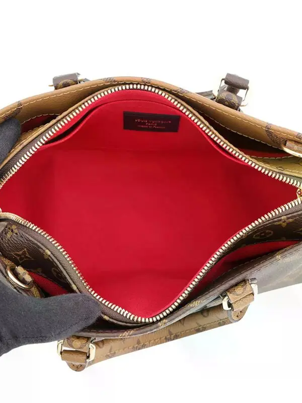 LOUIS VUITTON 2021-2026 Monogram Giant Onthego East West Satchel
