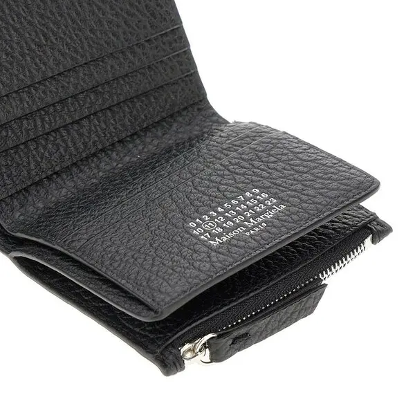 MAISON MARGIELA Four Stitches Leather Booklet Wallet