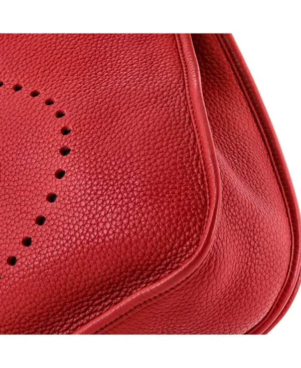 Hermès Gm Evelyne Bag Gen Iii Clemence - Red