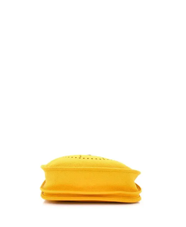 Hermès Pm Evelyne Bag Gen Iii Clemence - Yellow