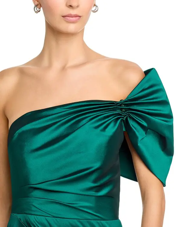 Rickie Freeman For Teri Jon Taffeta One Shoulder Bow Gown