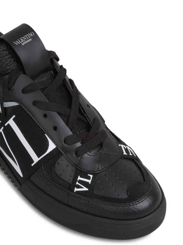 Valentino Garavani Vl7n Leather Sneakers