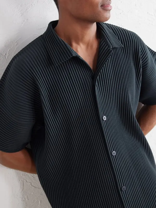 Issey Miyake August Plissé Shirt - Green