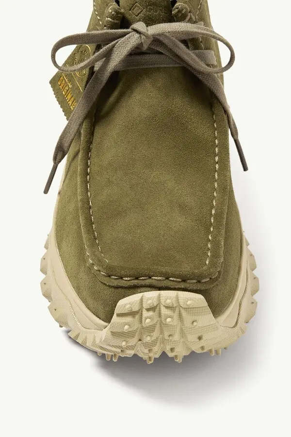 Moncler Clarks Originals Trailgrip Wallabee Gtx Suede Boots - Olive Green