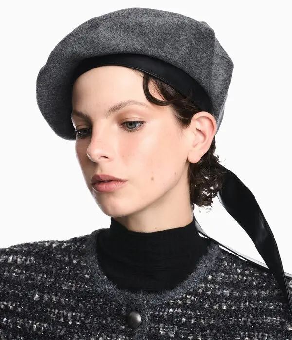 Emporio Armani Wool And Cashmere Beret