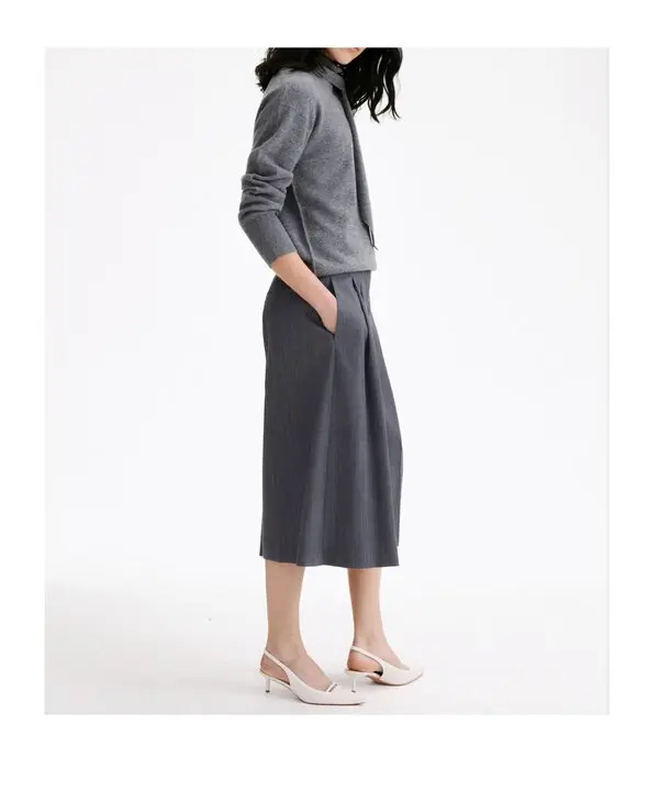 Marella Pleated Bermuda Shorts