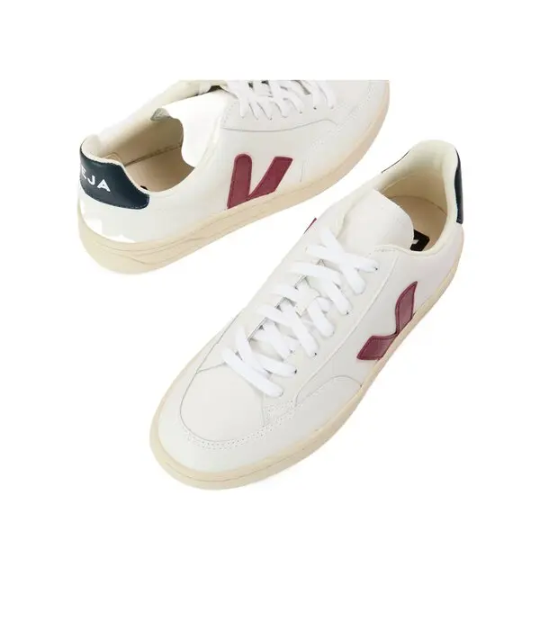 VEJA Simple And Casual Shoes - White