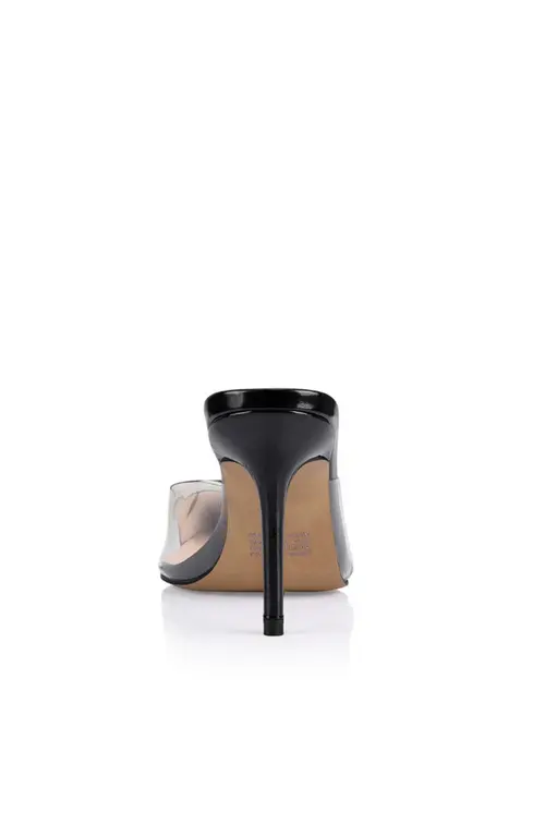 LANA WILKINSON Raquel Pump - Black