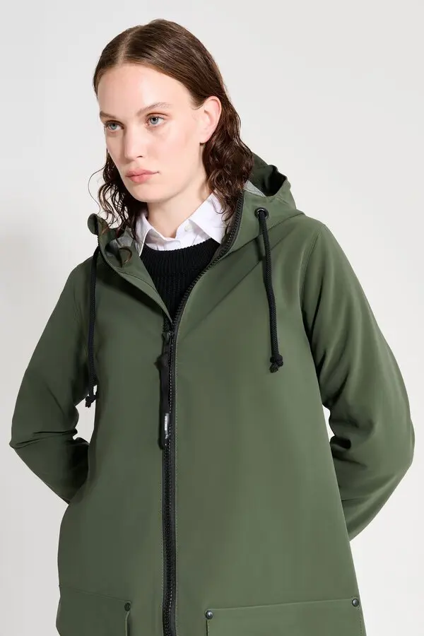 Stutterheim Mosebacke Patch Raincoat - Green