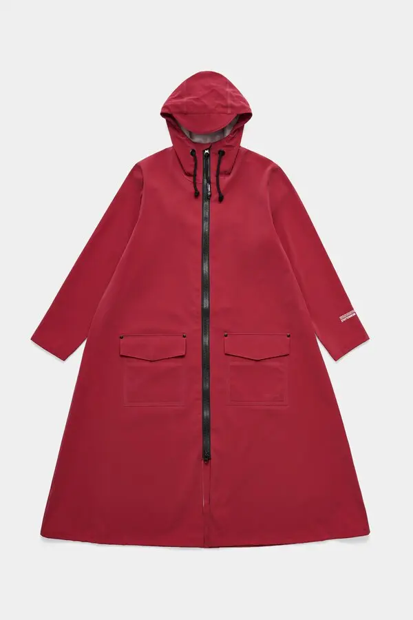 Stutterheim Mosebacke Long Patch Raincoat - Burgundy