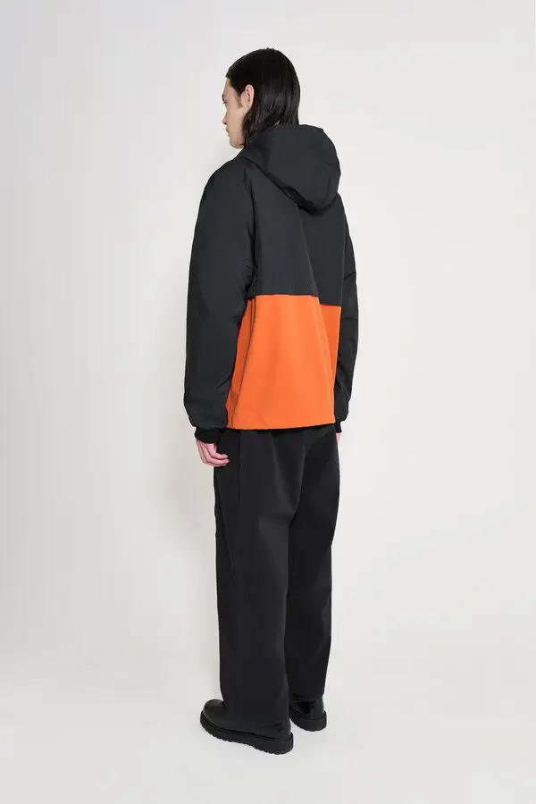 Stutterheim Forsa Two-tone Matte Anorak Black/pumpkin