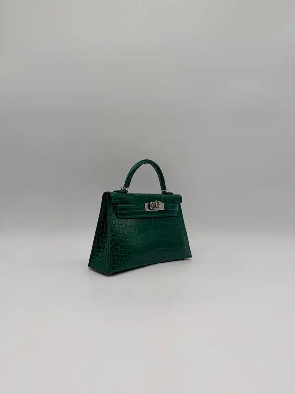 Hermès Mini Kelly Vert Emeraude Shiny Alligator G 2026