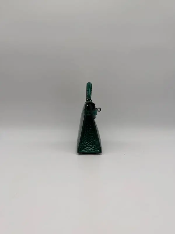 Hermès Mini Kelly Vert Emeraude Shiny Alligator G 2026