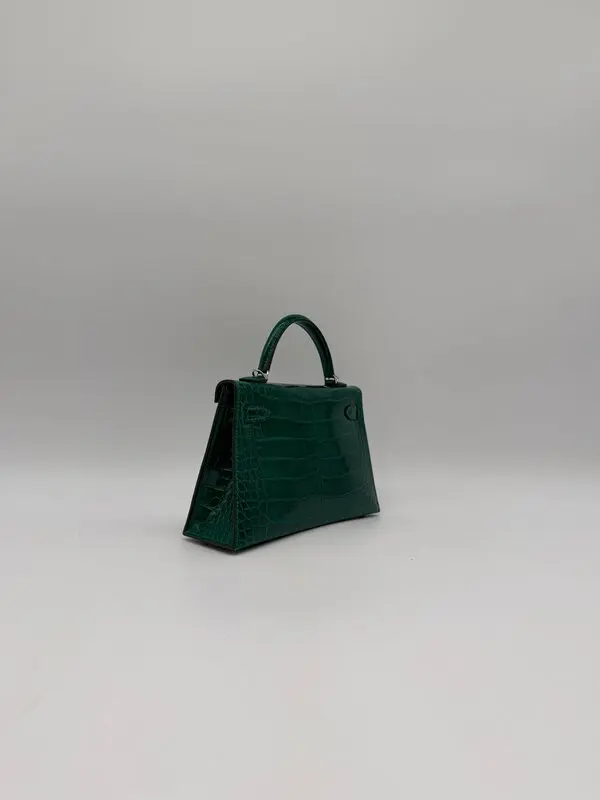Hermès Mini Kelly Vert Emeraude Shiny Alligator G 2026