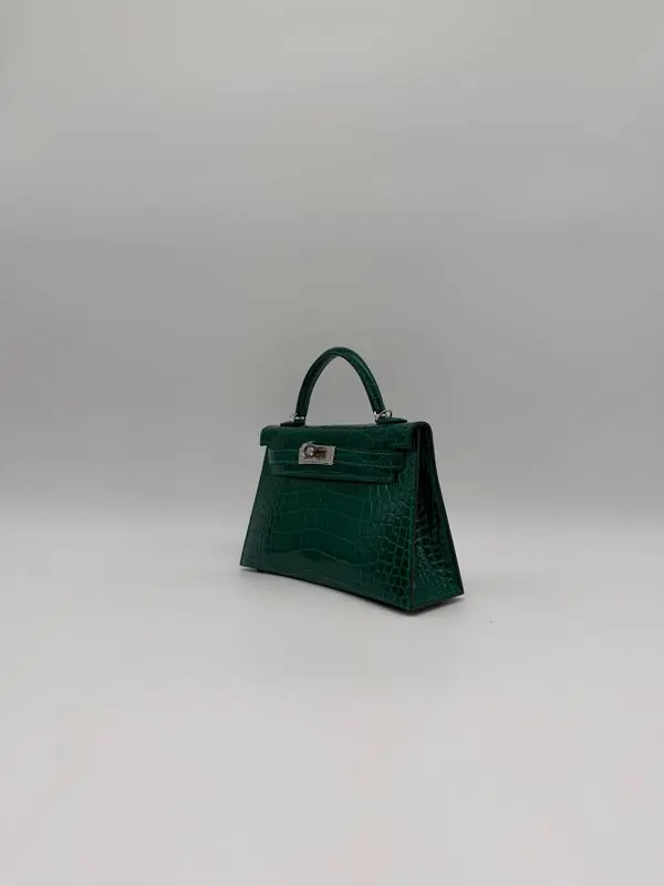 Hermès Mini Kelly Vert Emeraude Shiny Alligator G 2026