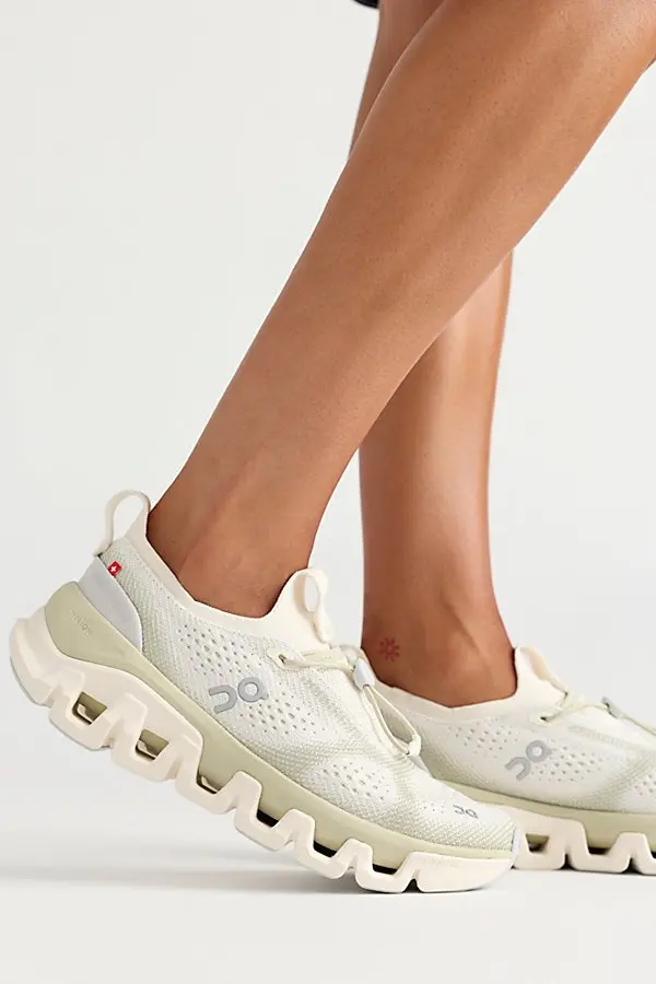 On X Fp Movement Cloud X Tempo Sneakers - Ivory/chalk