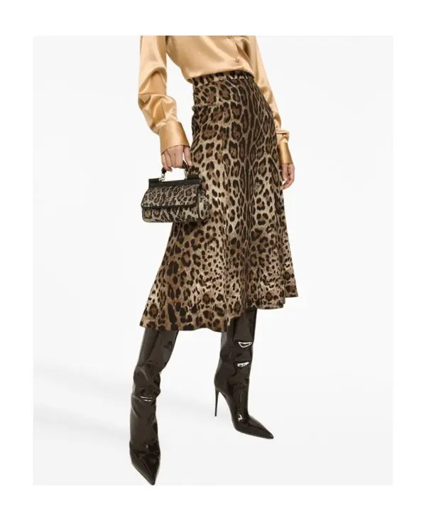 Dolce & Gabbana Dolce Gabbana Leopard Printed Flared Skirt