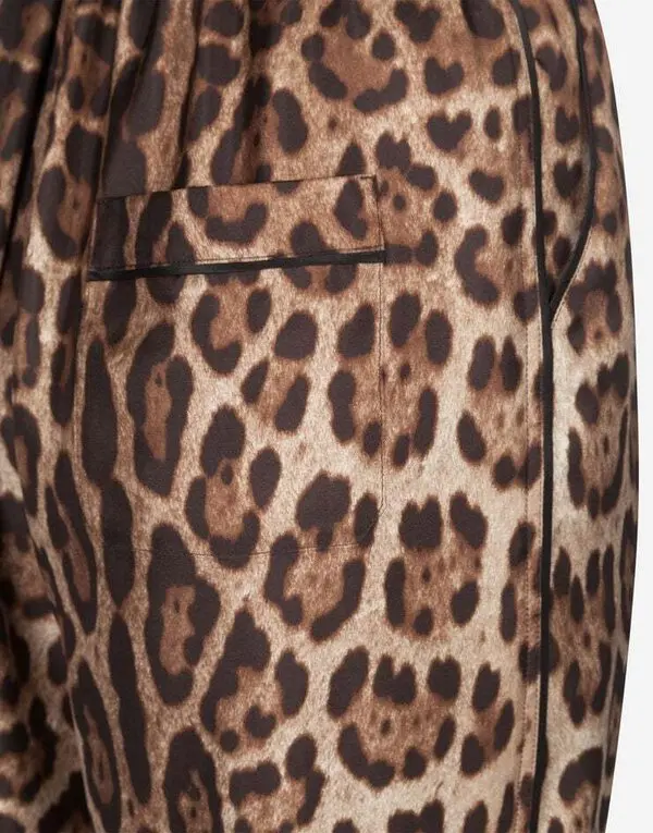 Dolce & Gabbana Dolce Gabbana Leopard-printed Long-sleeved Pajama Jumpsuit