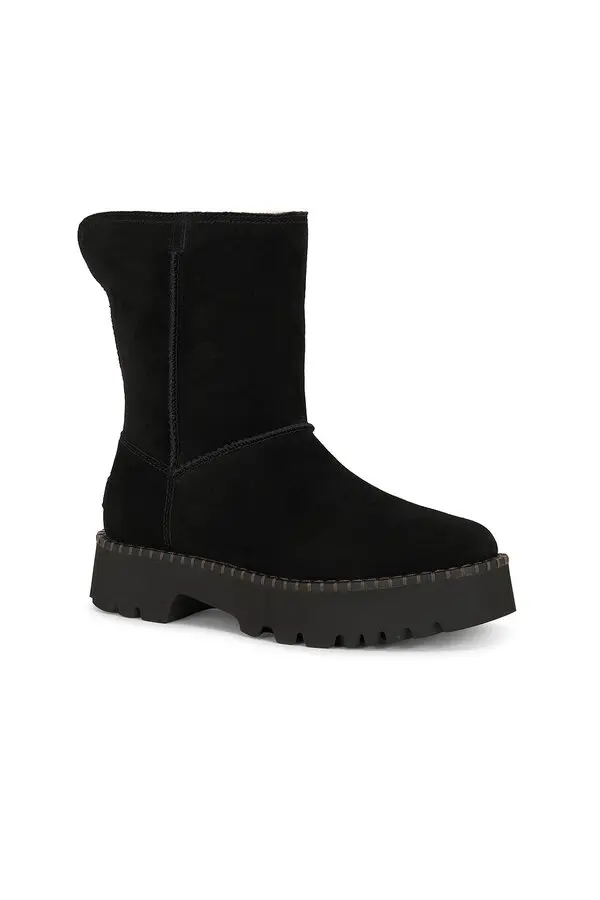 UGG Uptowner Short Boot