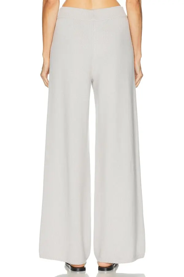 LISA YANG Olanda Trousers In Light Grey - Seashell