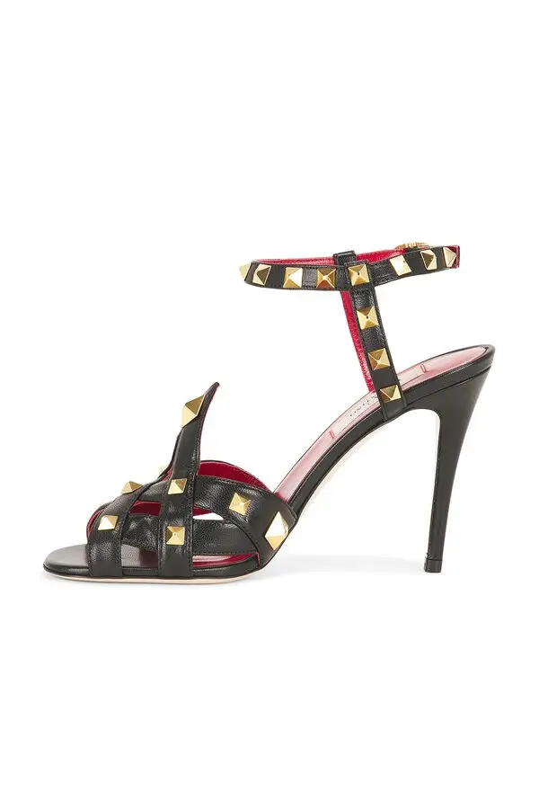 Valentino Garavani Studdy Brass Sandal - Nero